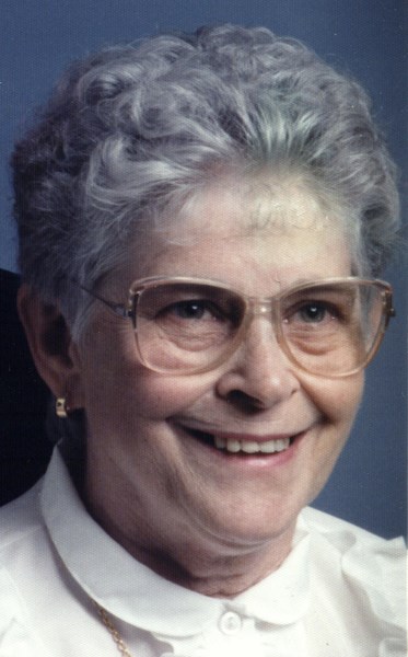 Obituary For Luella Mae Readman (nee Jelley) 'Mae'